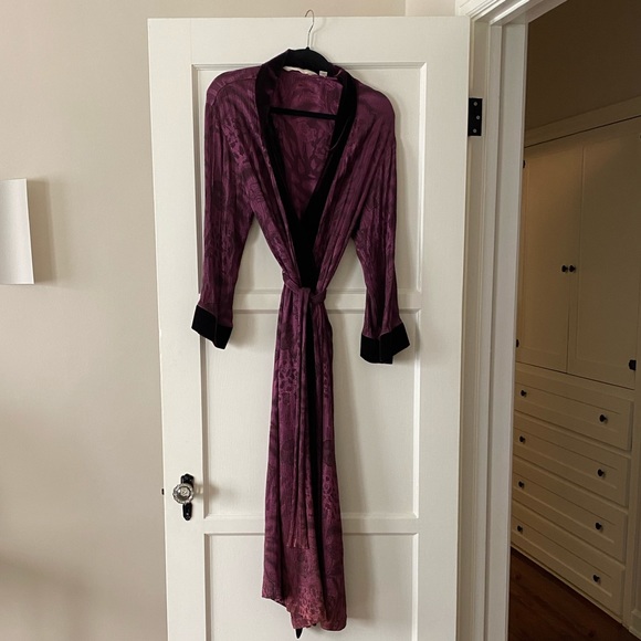 Victoria's Secret | Intimates & Sleepwear | Victorias Secret Elegant ...